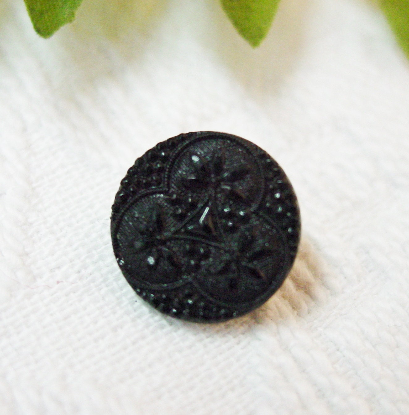 Sewing & Fiber 0805 Large Chunky Vintage BLACK GLASS Button with off ...