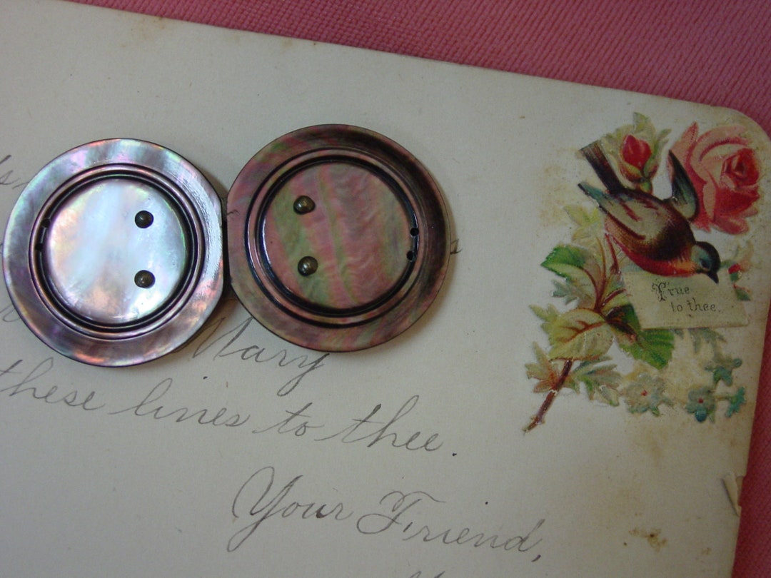 Darling Vintage Pearl Buckle Smoky Shiny Rounds With Carved Lines 2 3/8 ...