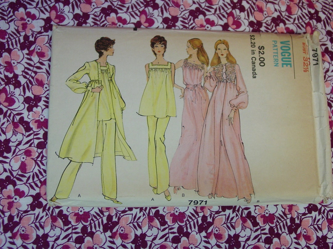 Vintage Pattern,vogue No. 7971 Robe, Gown, Pajamas Size 10 Uncut - Etsy