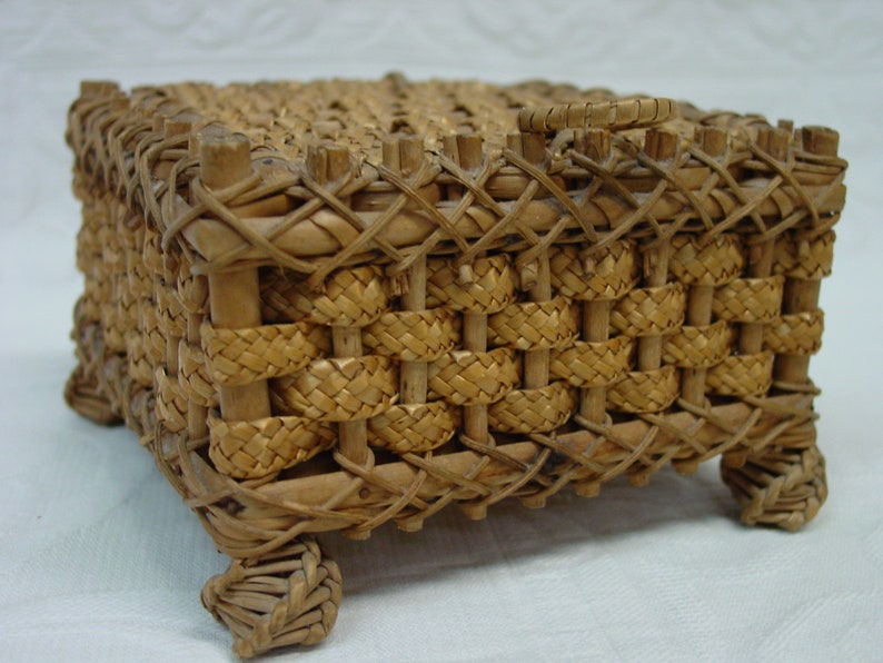 Antiquevintage Handmade Woven Box With Cover 5 1/4 X 3 - Etsy