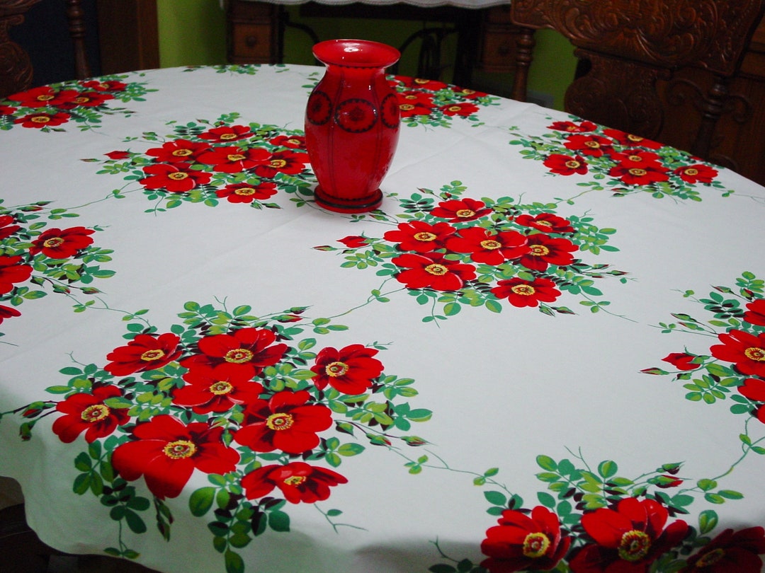 Brilliant Vintage Wilendur Tablecloth "wild Rose" Beautiful Red Blooms ...