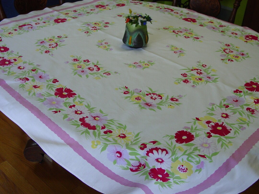 Pretty Vintage Wilendur Tablecloth "garland" Border of Summer Flowers ...