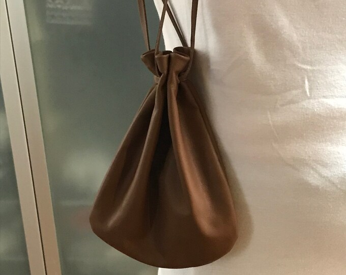 Extra Large Drawstring Shoulder Pouch Bag, Milk Chocolate Brown Leather ...