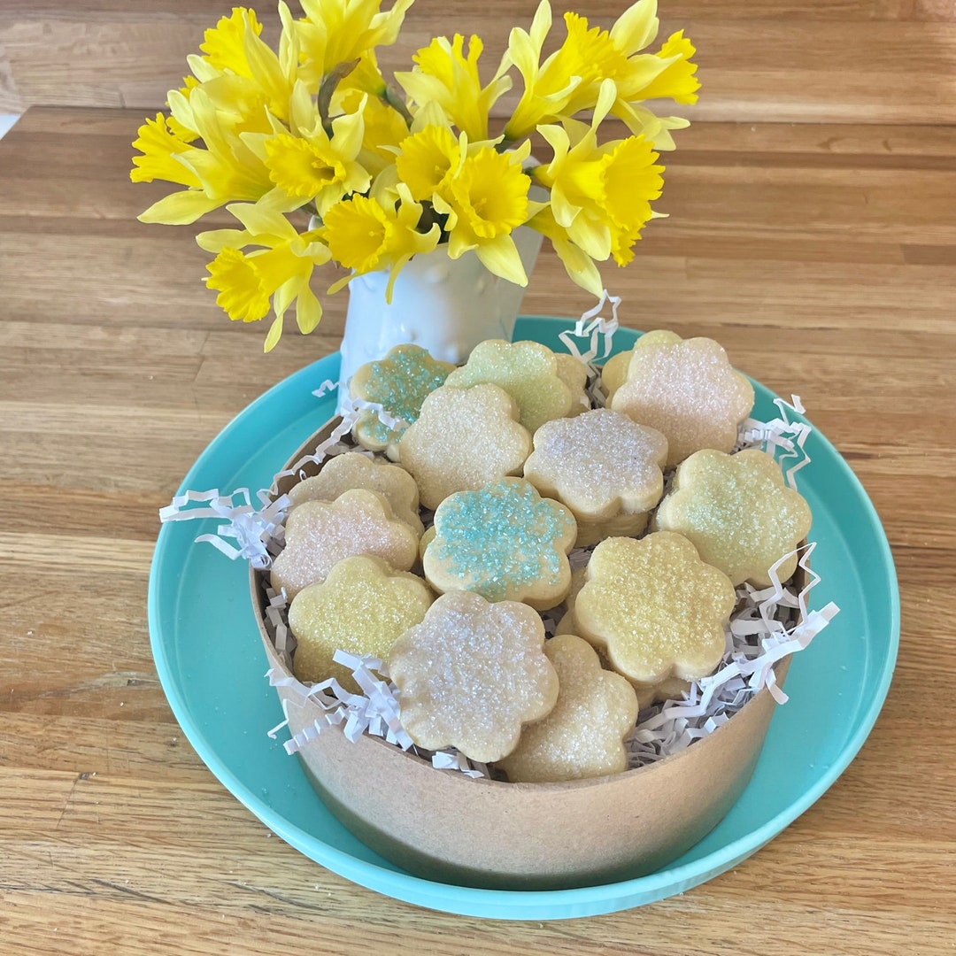 Springtime Flower Shortbread Blossom Gift Box You Choose Flavor 21 ...
