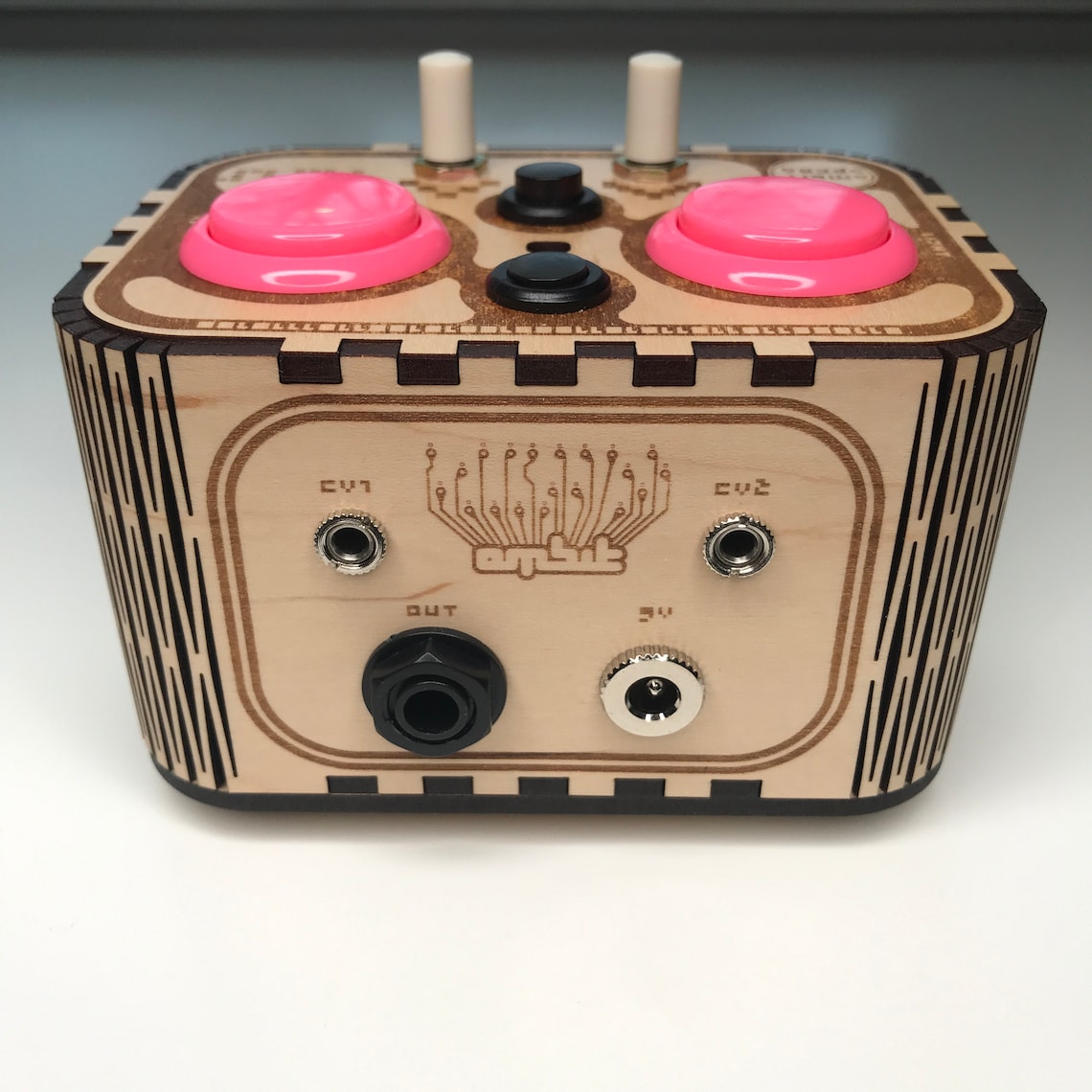 APC04 Retro Pink Arcade Button Chiptune Stepped Tone Generator ...