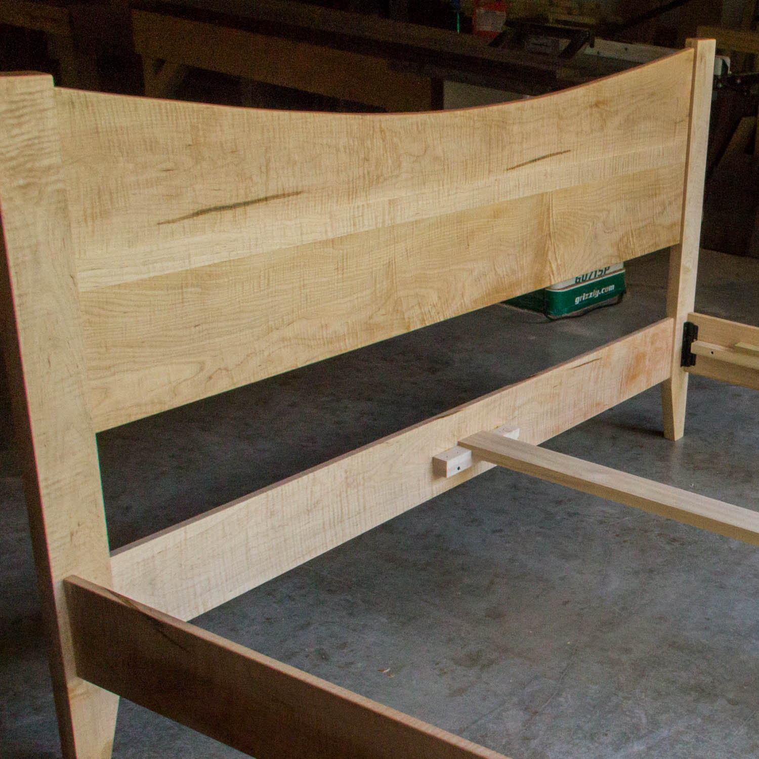 CURLY MAPLE SIMPLE Bed Platform Bed Frame Curved | Etsy