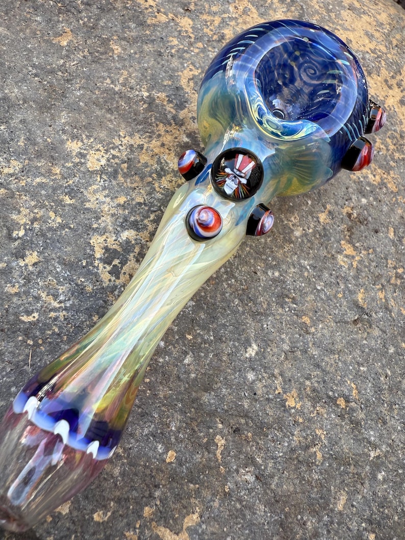 Decorated Glass Pipe. Blue With Red, White and Blue Uncle Sam Skull ...