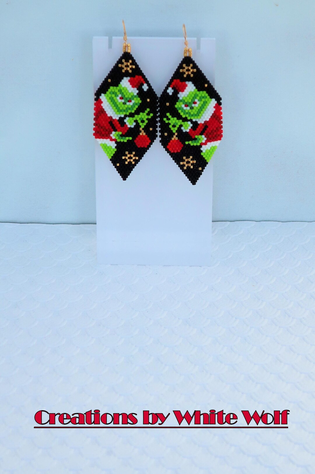 Handmade Beaded Grinch Earrings: Christmas Holiday Jewelry - Etsy