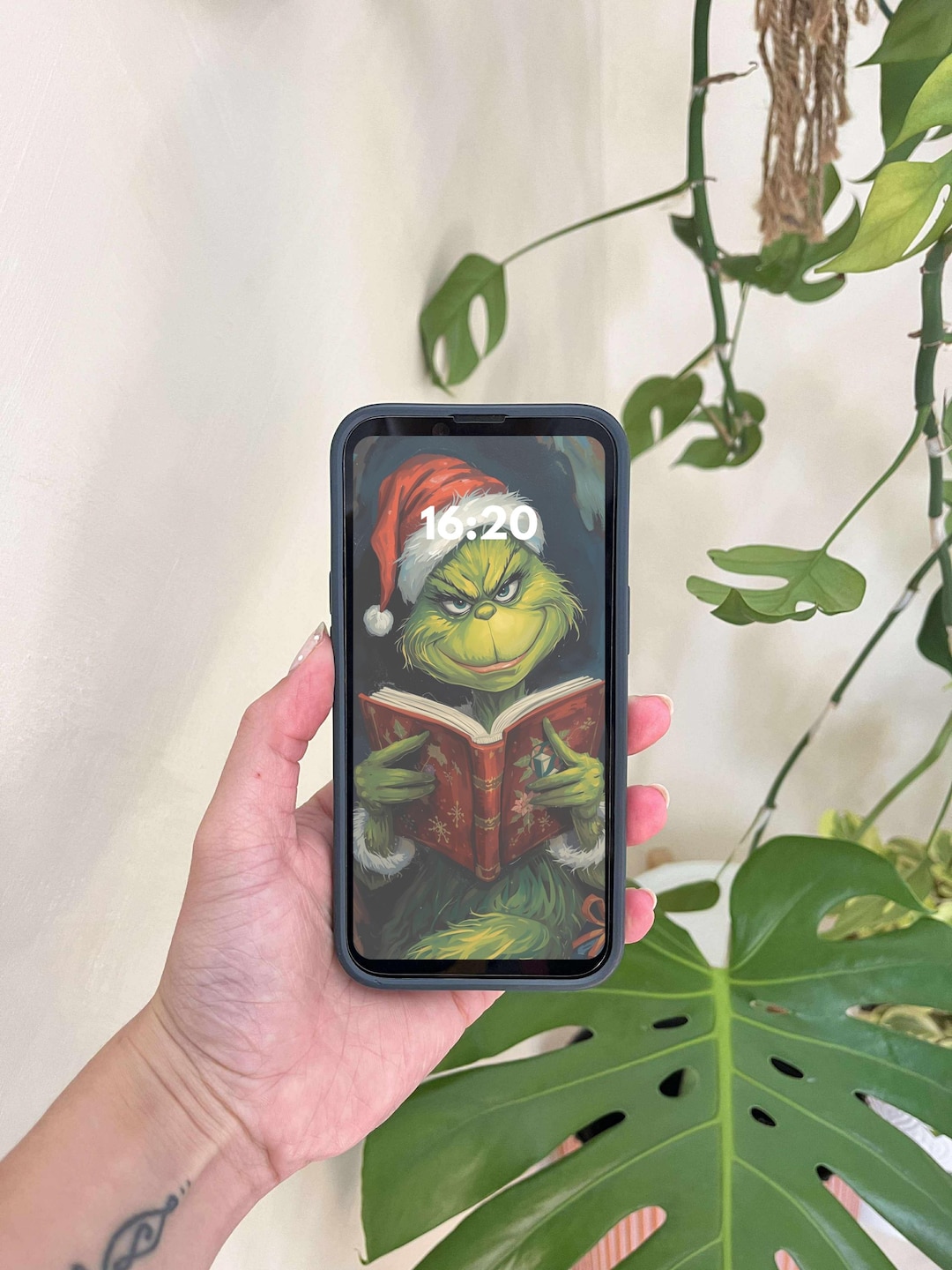 Christmas iPhone Wallpaper | Grinch Lock Screen - Etsy