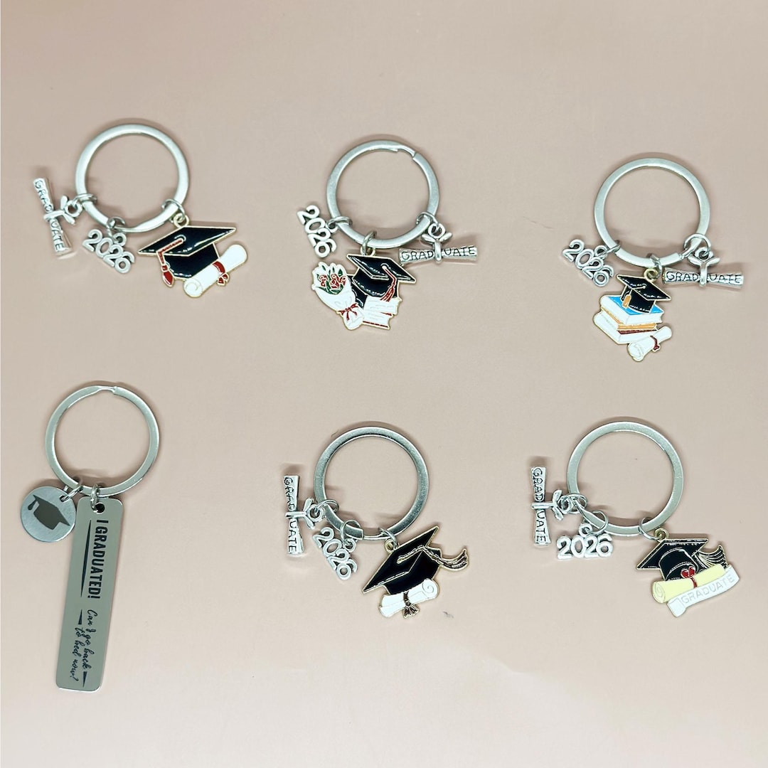 Custom Graduation Keychain,2026 Personalized Gift Souvenir Graduation ...