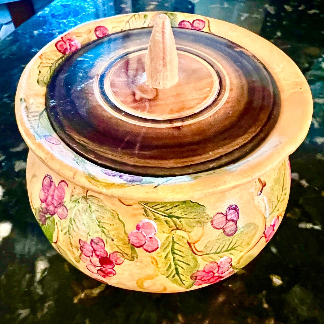 Vintage Vicki Craig Wooden Bowl With Spinning “top” Cover - Etsy