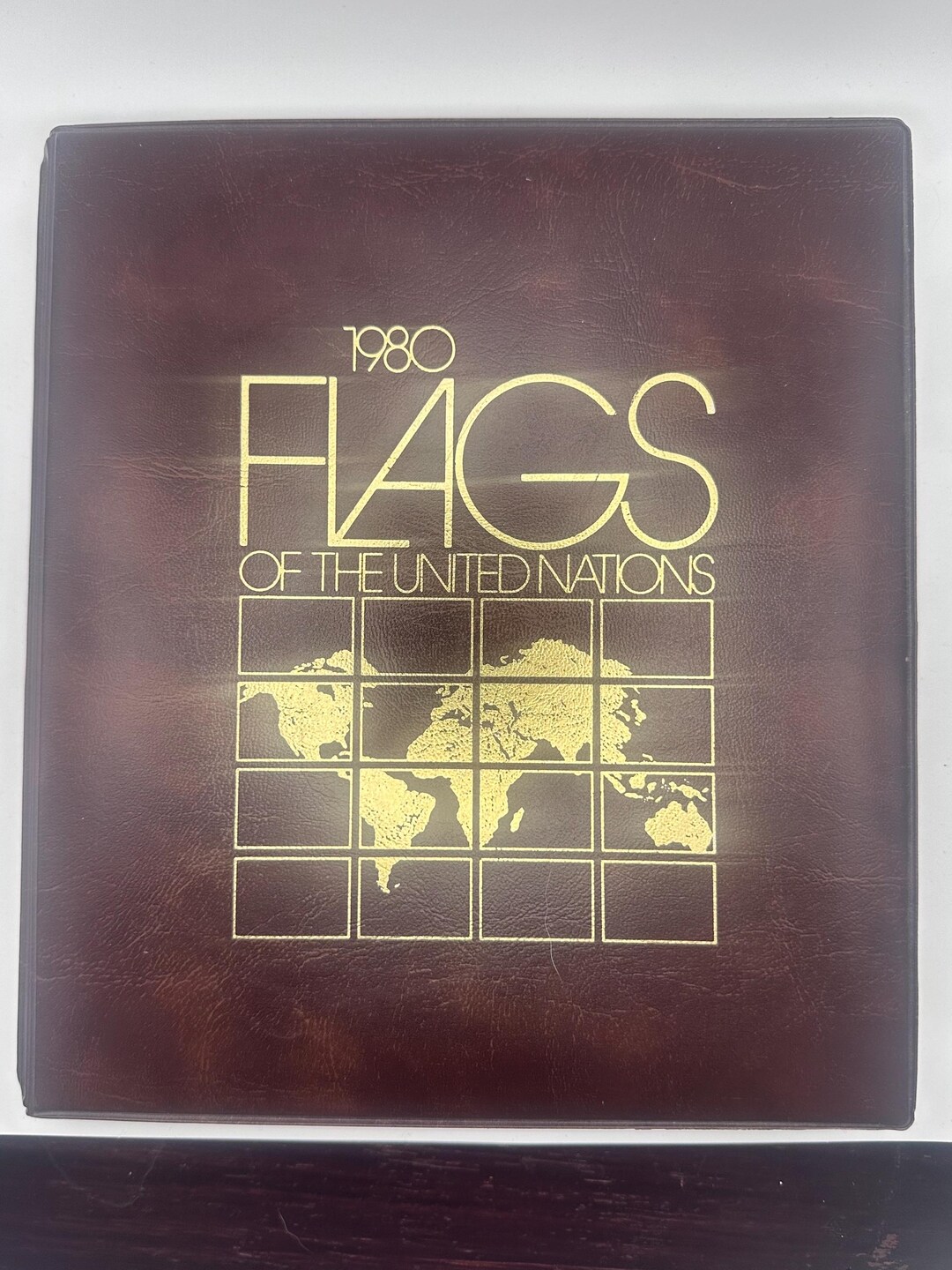 1980 Flags of United Nations Series - 14 First Day Covers in a Leather ...