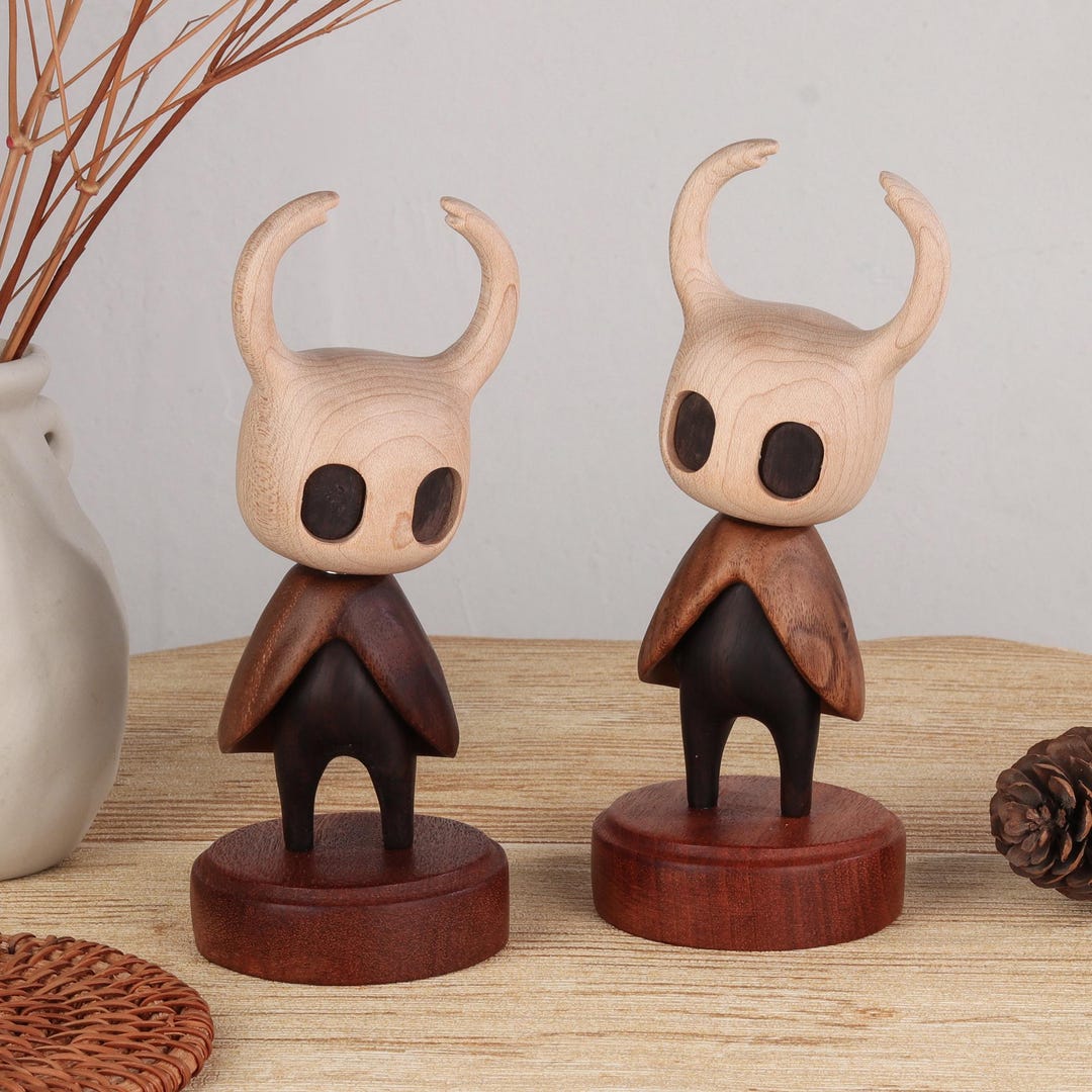 Handmade Hollow Knight Figurine, Engraved Walnut Beech Wood, Detachable ...