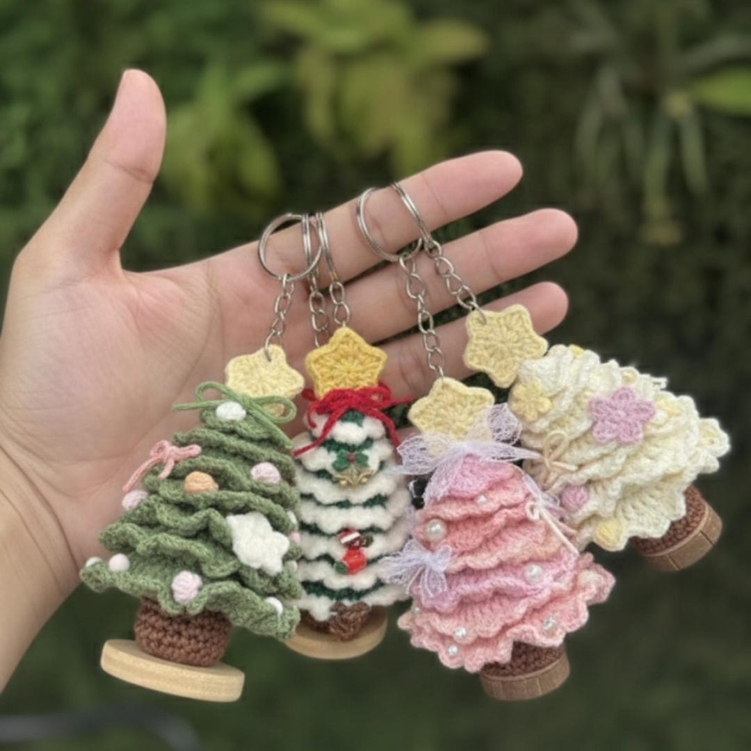 Crochet Christmas Tree Keychains Patterns, Festive Amigurumi Crochet ...