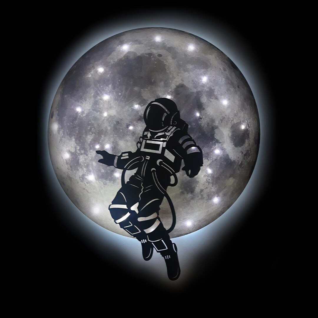 Customizable Full Moon Lighted Table, Astronaut Decor - Etsy