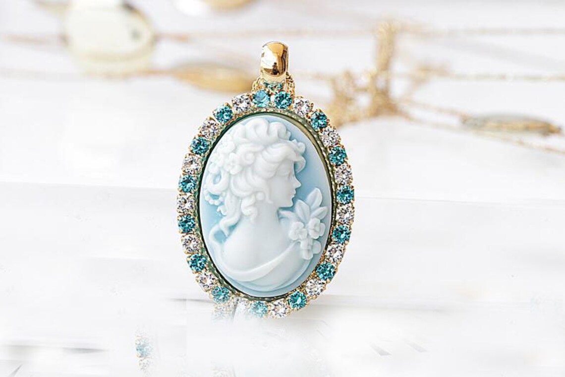 BLUE CAMEO PENDANT Vintage Style Cameo Necklace Victorian - Etsy