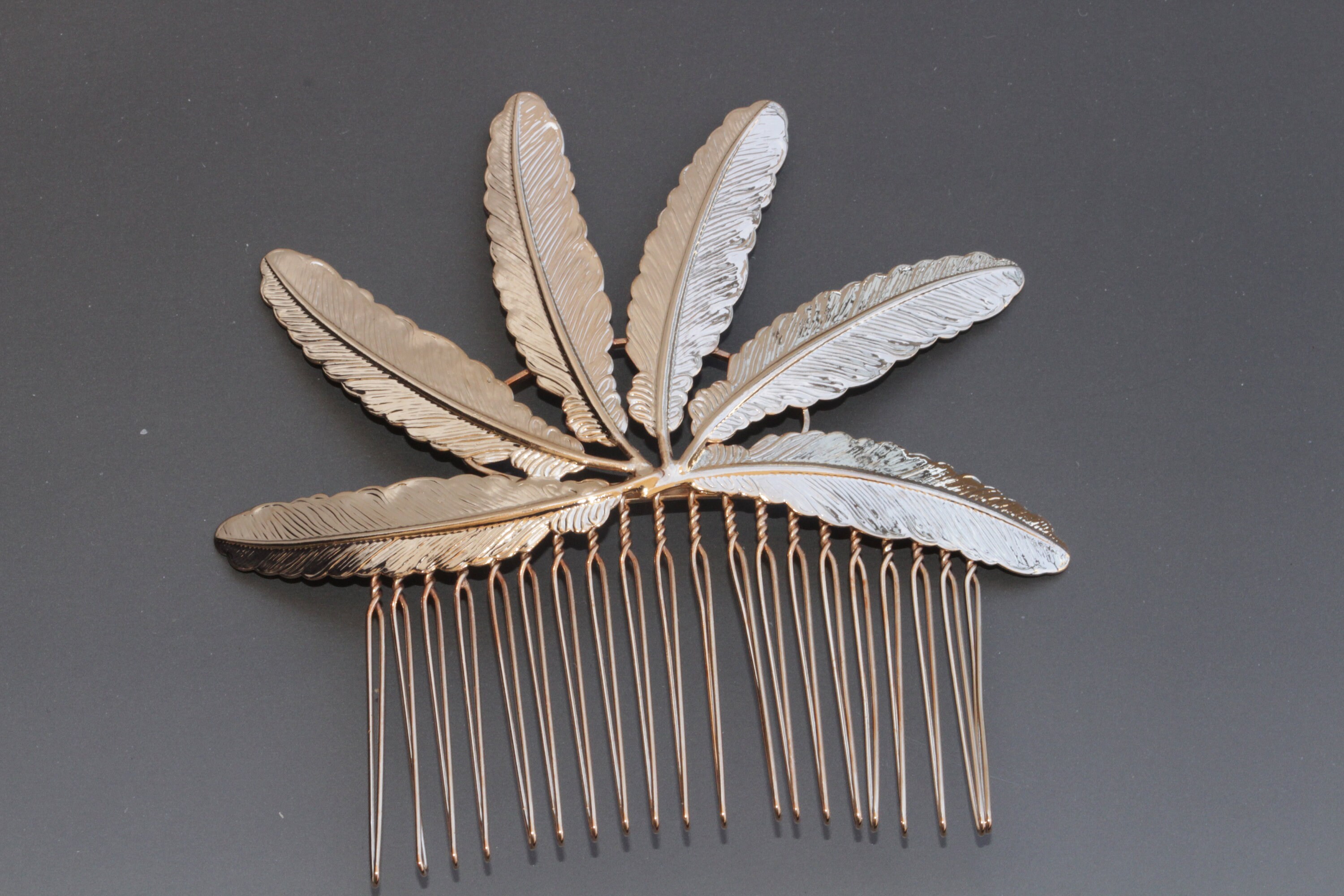 Feather Hair Comb: Bridal Hairpiece, Statement Comb - Etsy