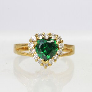 GREEN HEART Ring Heart Shaped Ring Anniversary Gift for Wife - Etsy