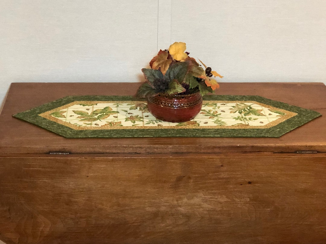 Autumn Leaf Small Table Runner, Ready to Ship, Handmade Gift Table ...