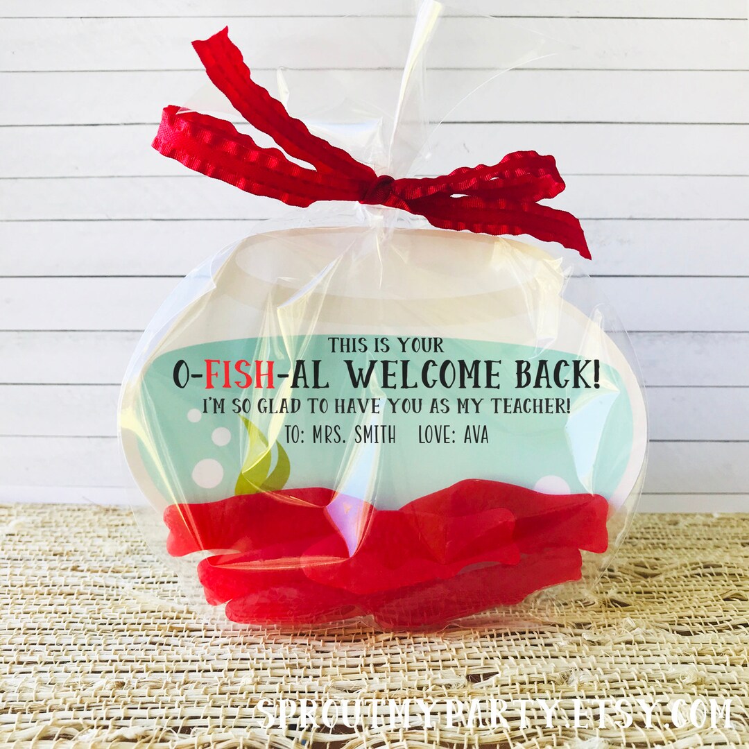 Fish Gift Bag for Teachers - Editable Teacher Card - O Fish Al Welcome ...