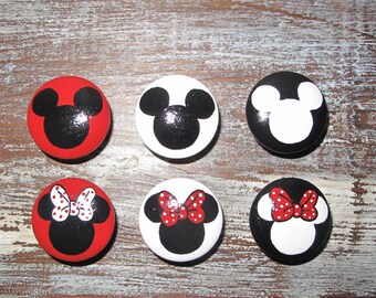 Minnie mouse hands | Etsy