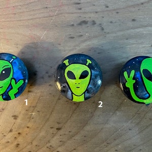 Alien Dresser Knobs, Glow in the Dark Alien Knobs, Glow in the Dark ...