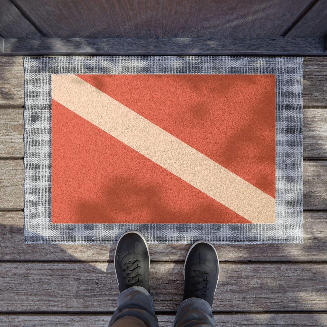 Scuba Diver Down Flag Coir Welcome Mat - Sturdy Outdoor Mat for Diving ...