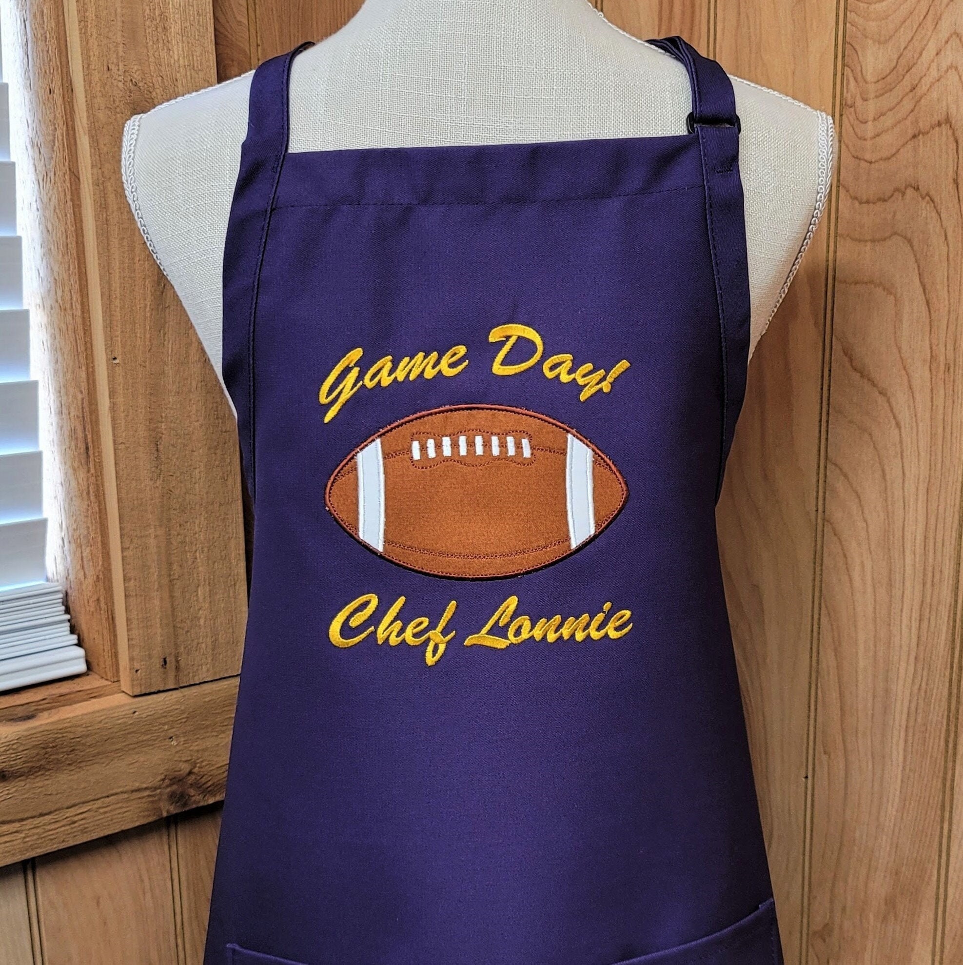 Personalized Football Apron: Men's Grilling Gift - Etsy