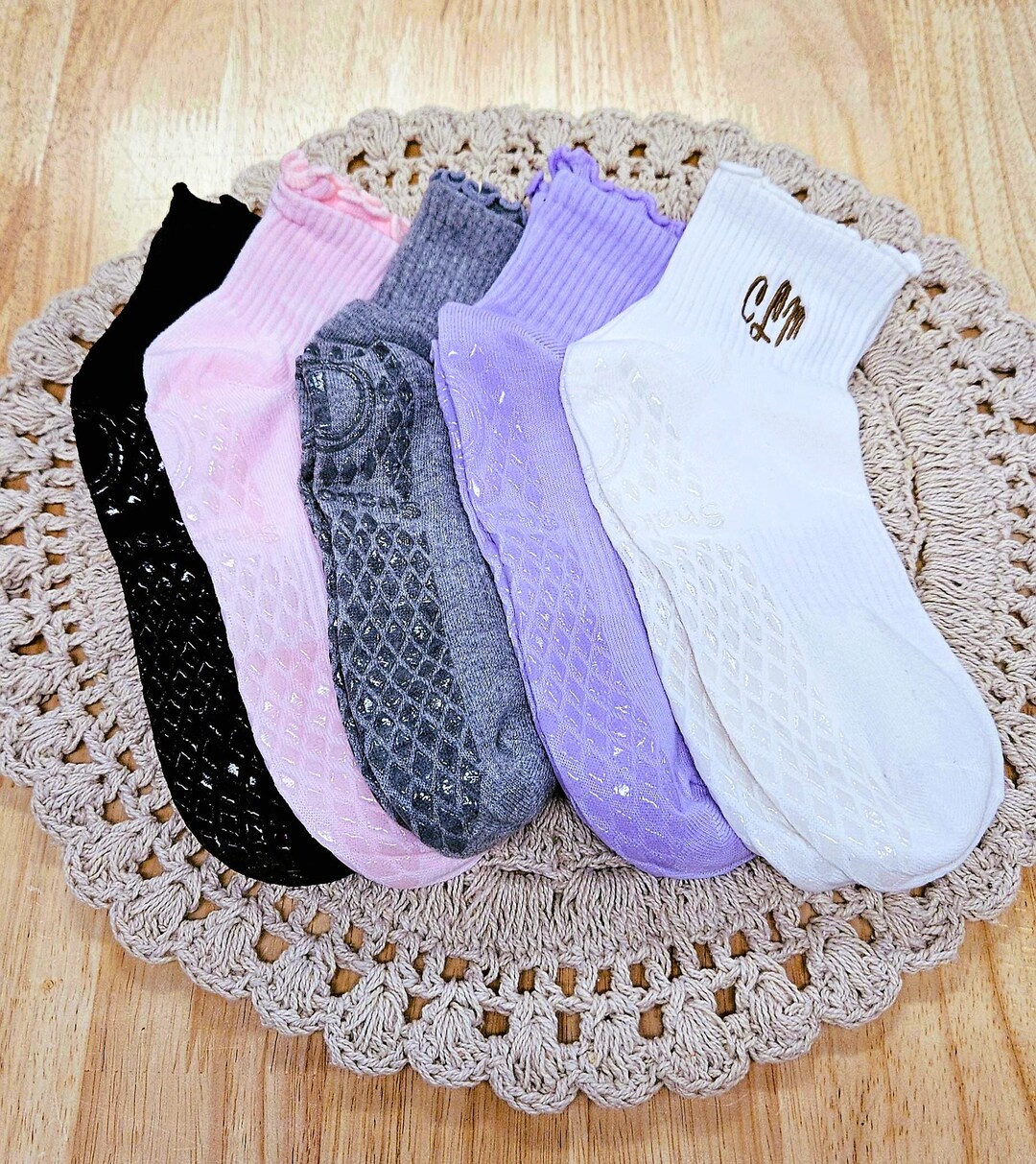 Monogrammed Ruffle Socks: Non-slip Grip, Personalized Crew Socks - Etsy