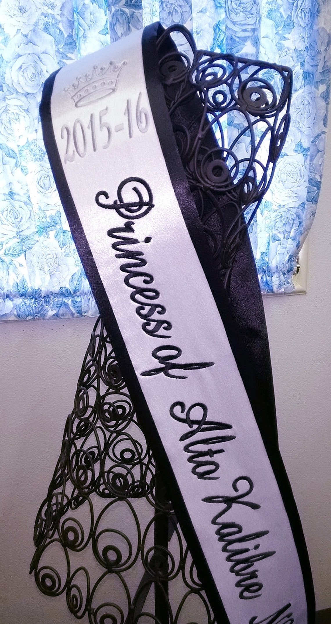 Custom Embroidered Pageant Sash: Personalized Satin Birthday Banner - Etsy