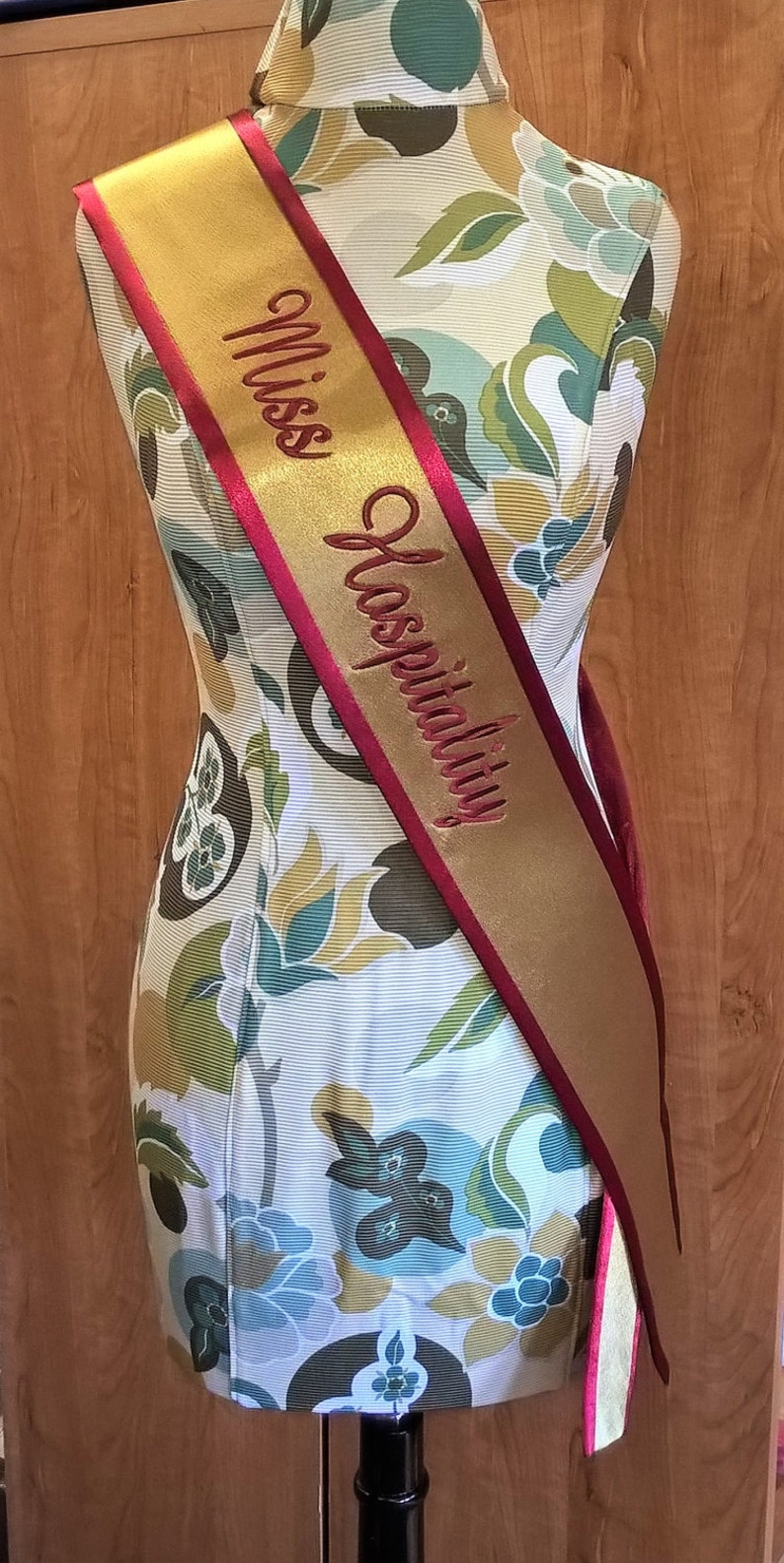 Custom Embroidered Pageant Sash: Personalized Satin Festival Sash - Etsy