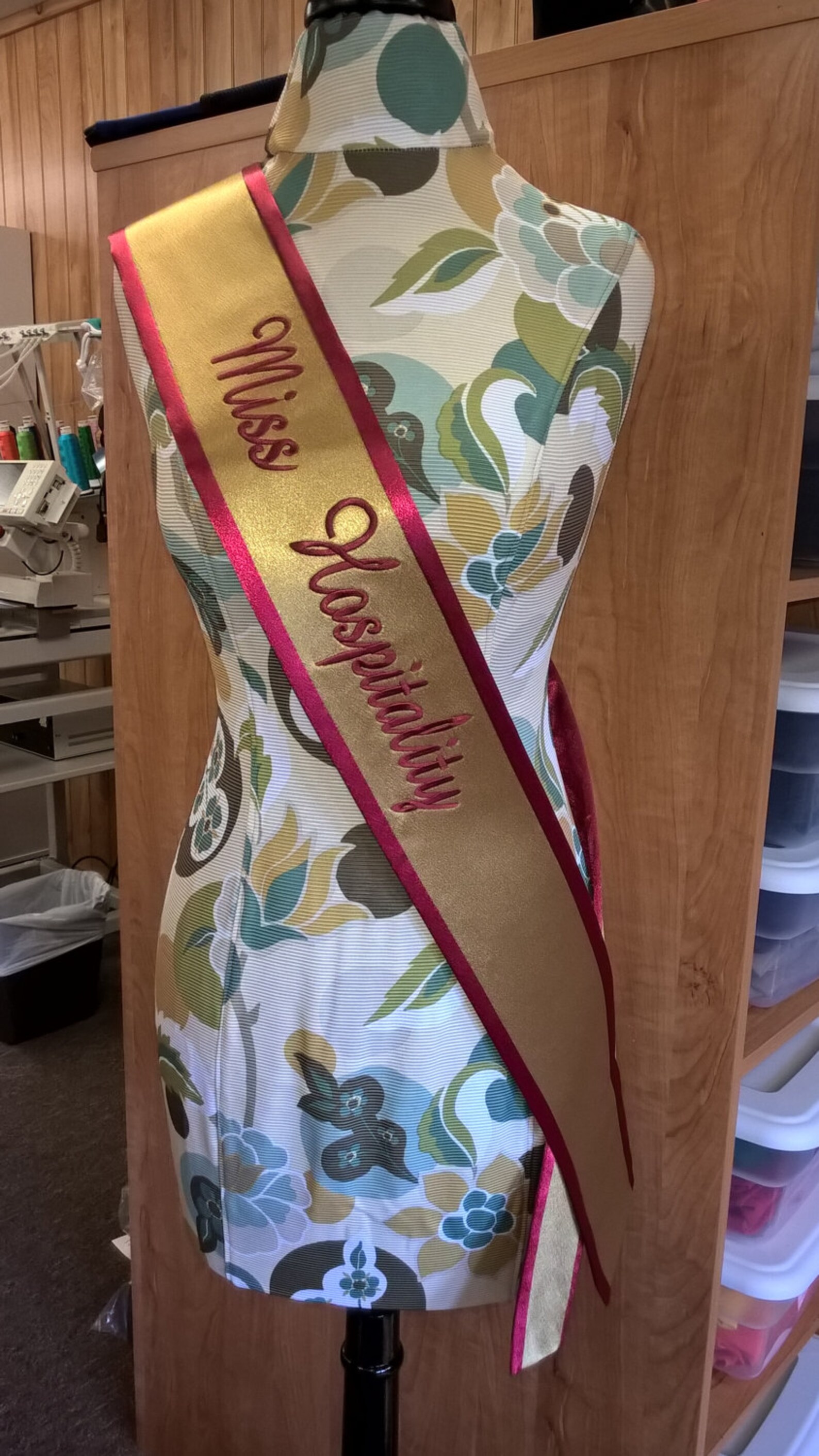 Custom Embroidered Pageant Sash: Personalized Satin Festival Sash - Etsy