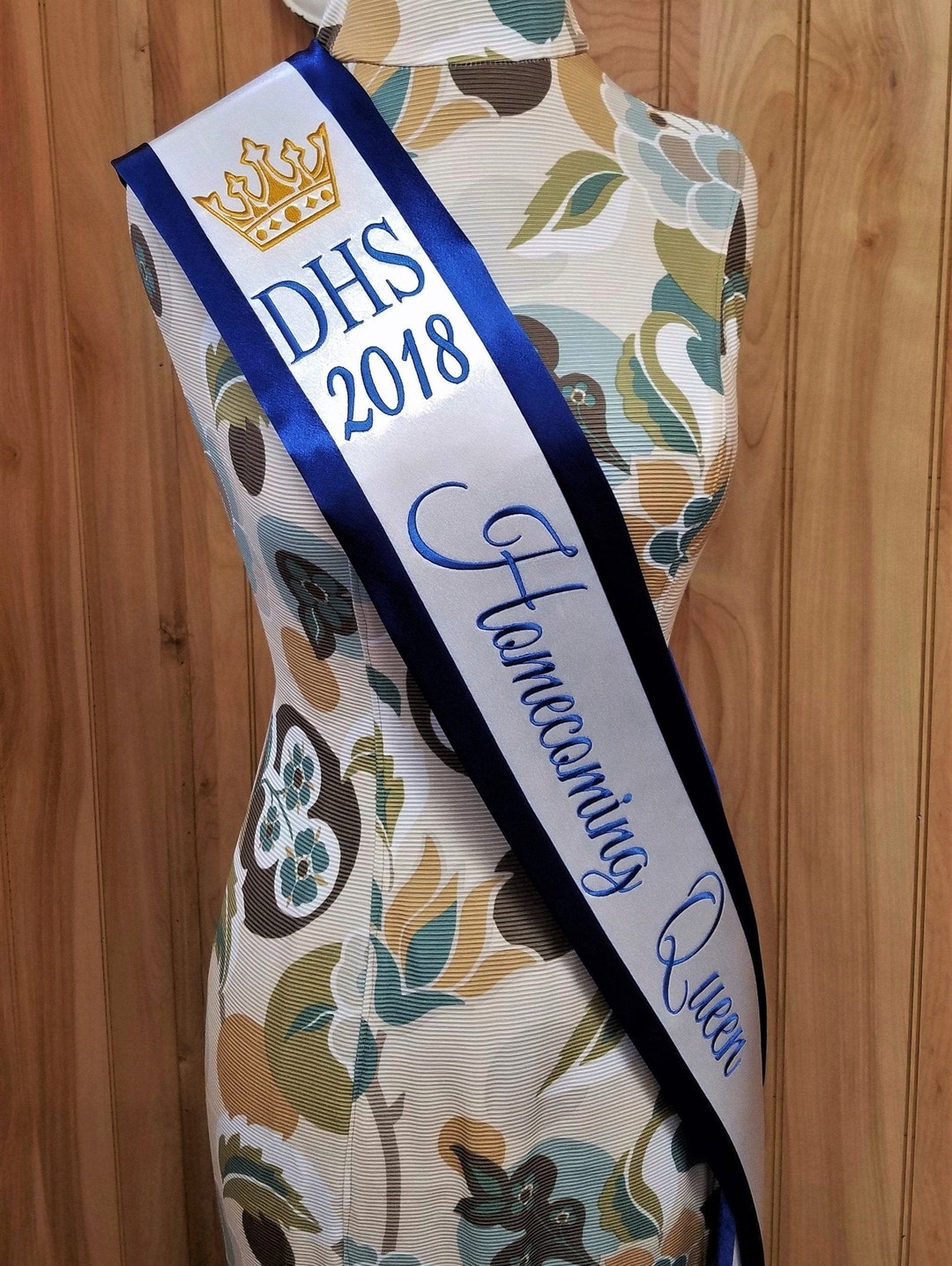 Custom Embroidered Homecoming Queen Sash: Wide Border Pageant Sash - Etsy