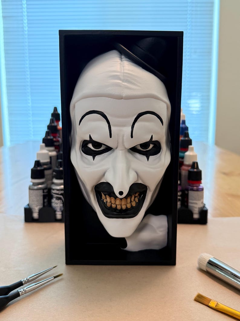 Terrifier Book Nook | Art the Clown - Etsy