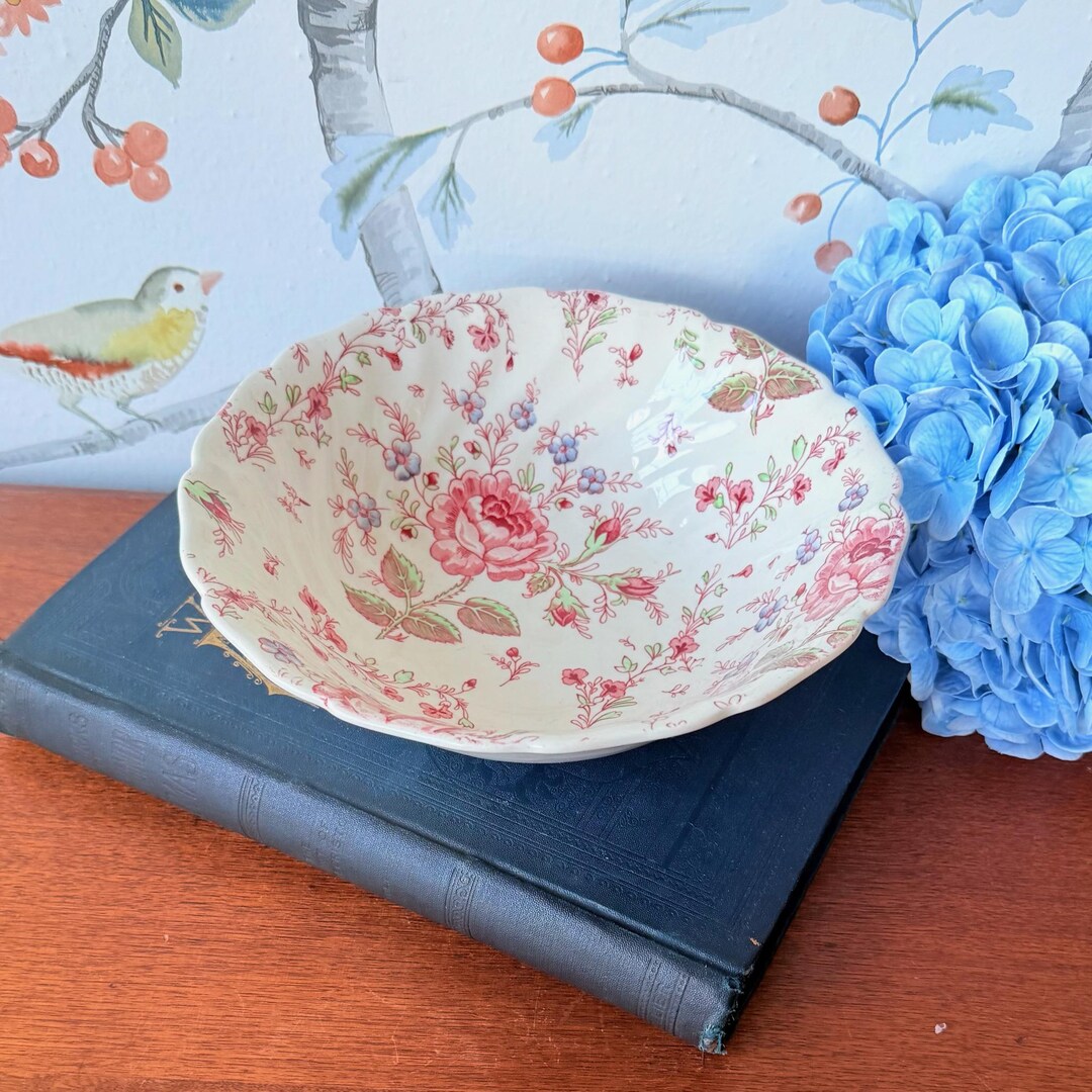 Johnson Brothers “rose Chintz” Round Vegetable Bowl – Made in England ...
