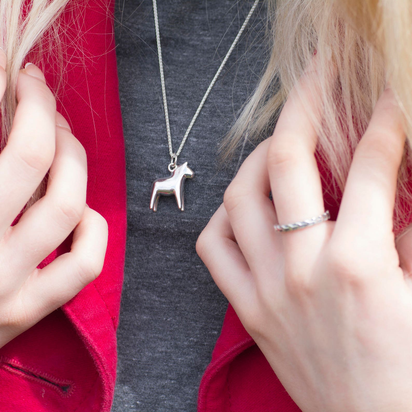 Large Silver Swedish Dala Horse Necklace - Etsy