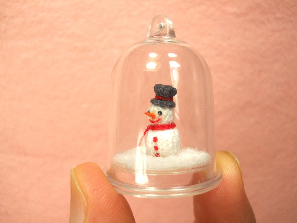 Micro Snowman in Dome Pendant Miniature Crochet Amigurumi - Etsy