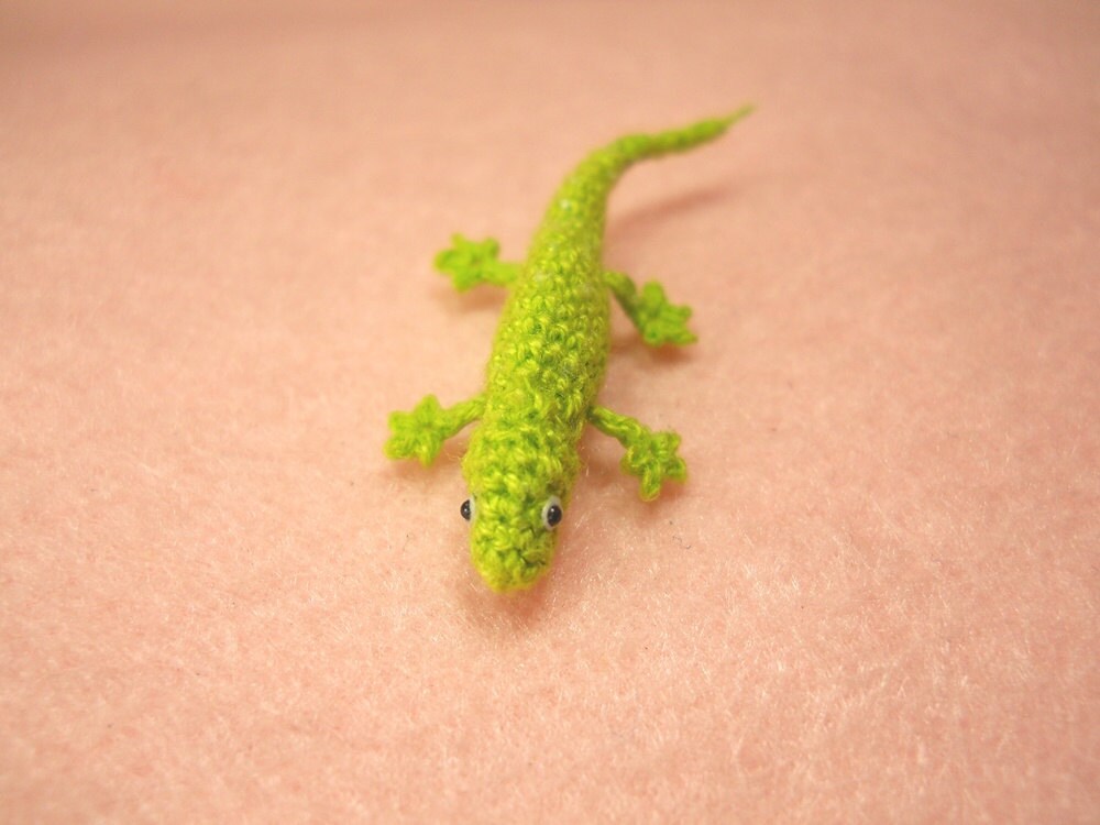 Micro Amigurumi Lizard - Tiny Crochet Mini Gekko Miniature Stuffed ...