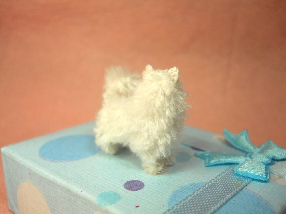 Miniature Samoyed - Micro Crochet Mini Amigurumi Dog Stuff Animal ...