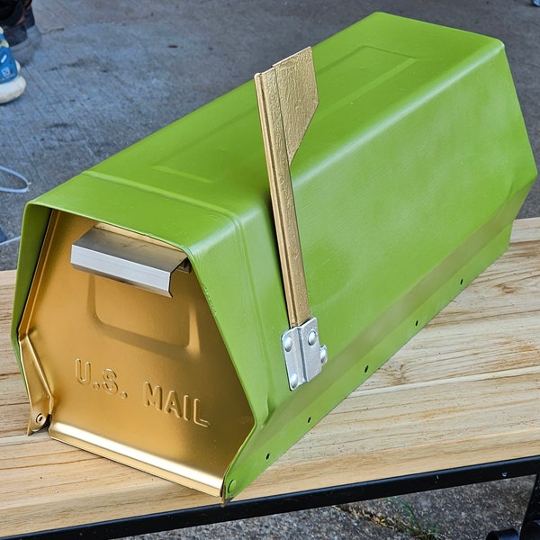 Vintage Mailbox - Etsy