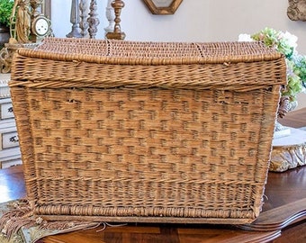 French Wicker Basket - Etsy