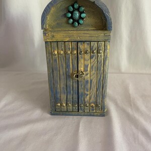 Circus Altar; Cabnet of Wonders - Etsy