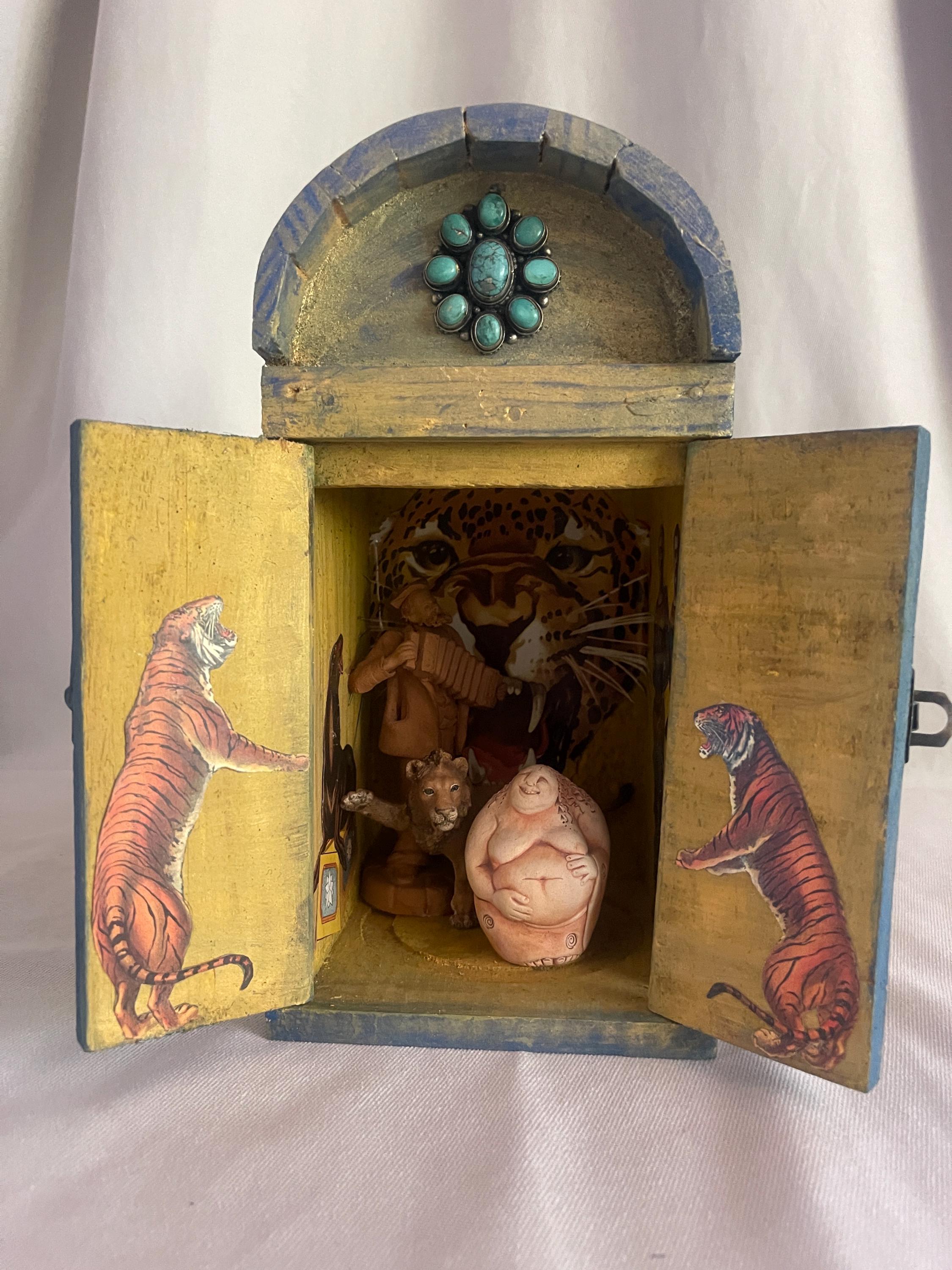 Circus Altar; Cabnet of Wonders - Etsy