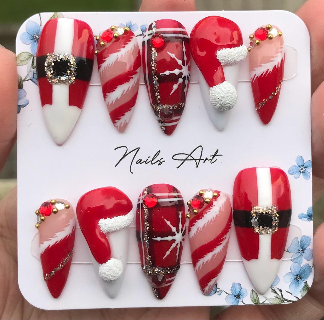 Christmas Nails | Santa Claus Nails | Red Nails | Christmas Nails ...