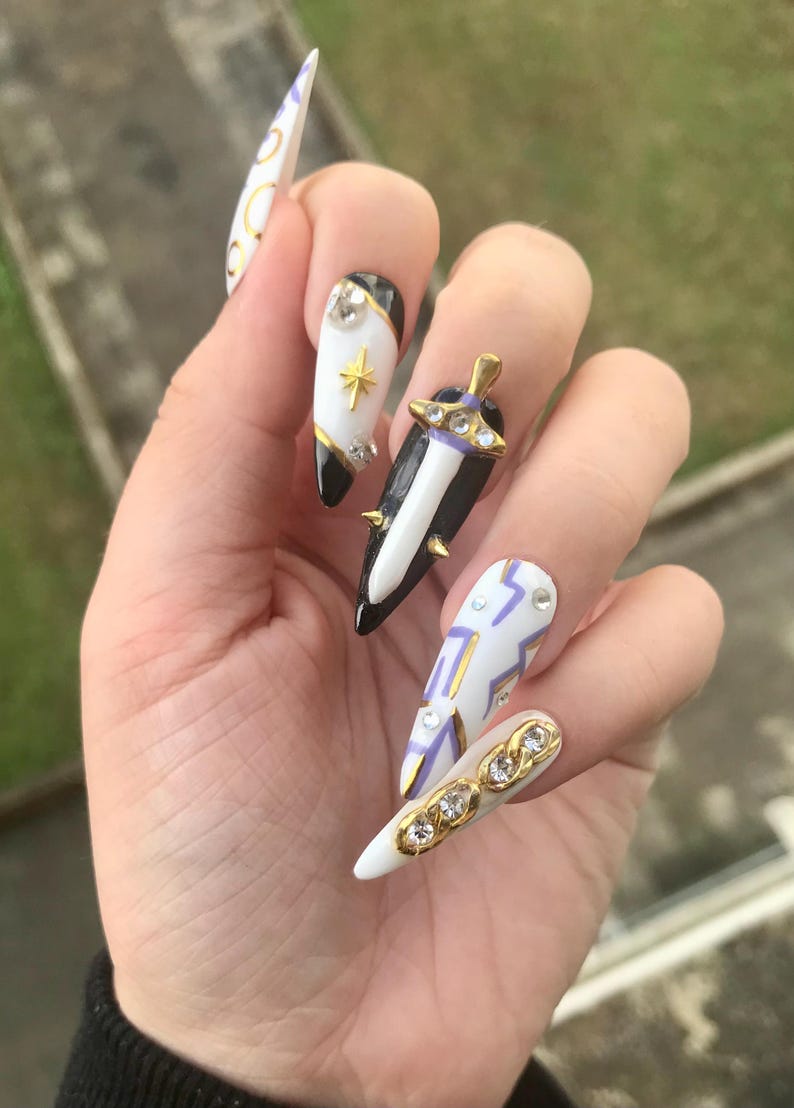 Kpop Demon Hunters nails | Huntrix and Golden nails | Sajaboys nails ...