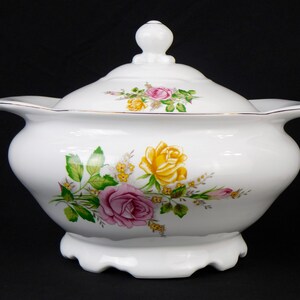 Soup Tureen, Leart Brazil, 4 Quart Capacity, Cabbage Rose, Pink and ...