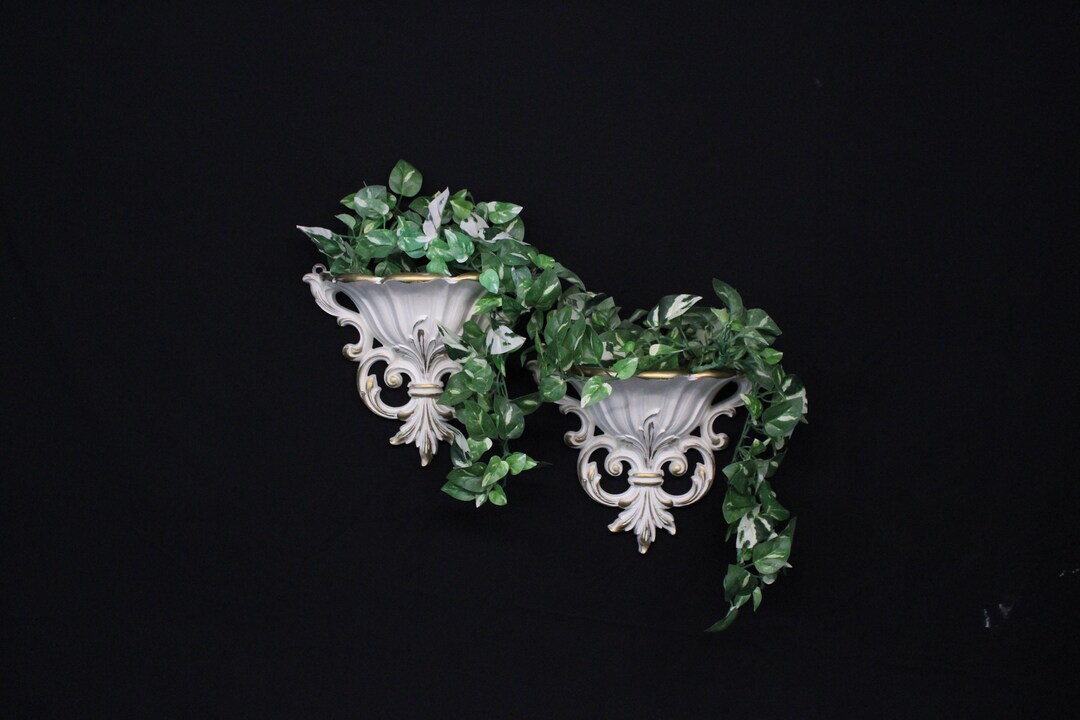 Vintage White and Gold Wall Pocket Set of 2 French Provencal Decor Hand ...