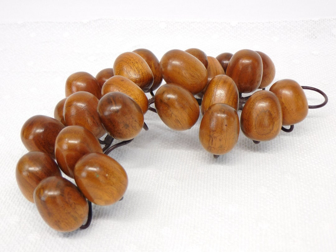Wood Grape Cluster on Wire Stem Table Decor or Wall Decor - Etsy