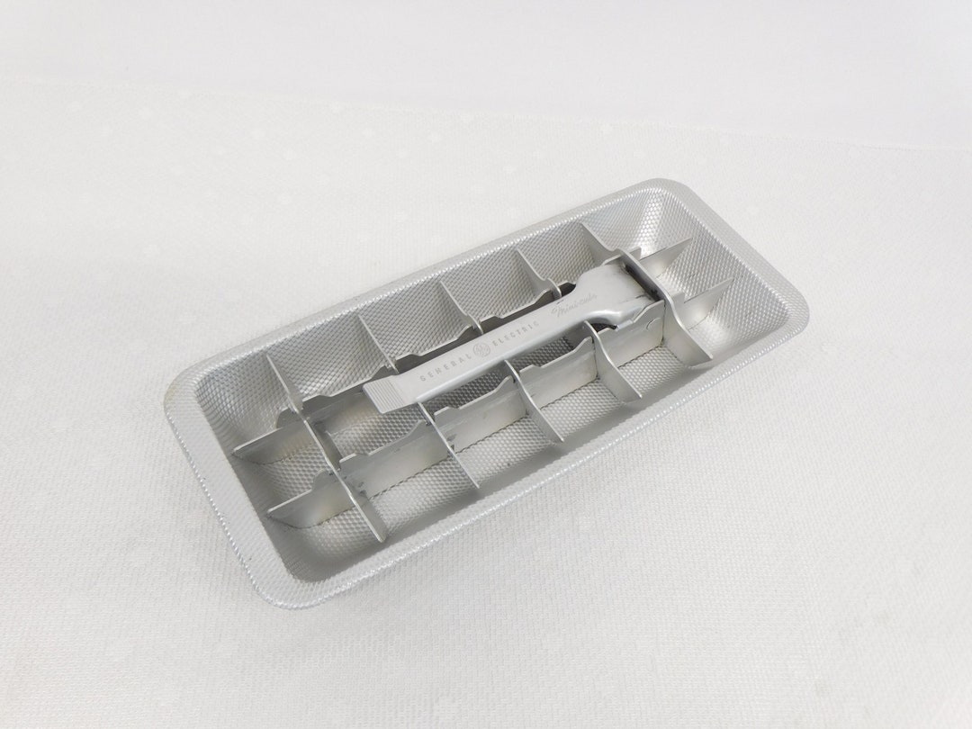 Vintage General Electric Mini Cube Ice Cube Tray With Quick Release ...
