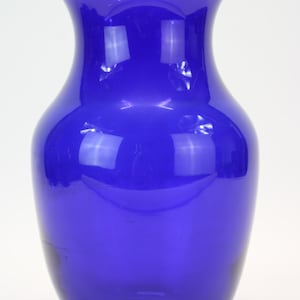 Blue Vase Trio Three Cobalt Blue Flower Vases Urn Shaped Floral Vase ...